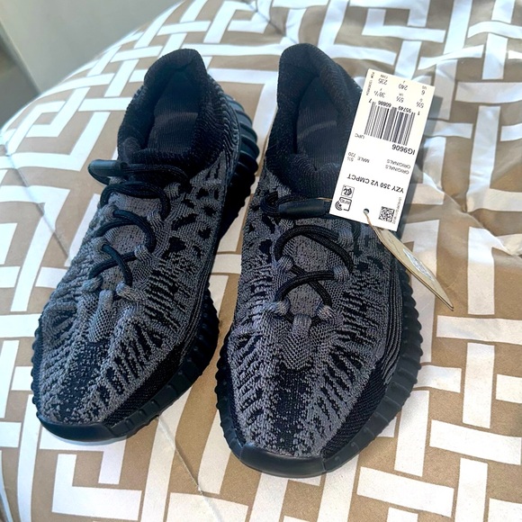 Yeezy | Shoes | Yzy 35 V2 Cmpct | Poshmark
